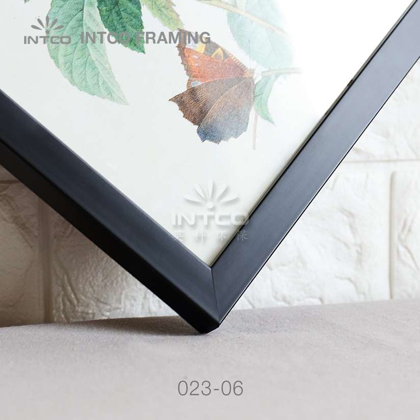 023-06 0.77" / 1.95 cm Width PS Art Frame Moulding - INTCO Framing